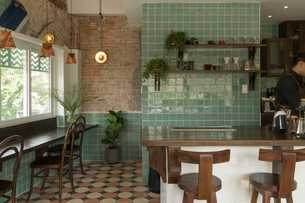 Okkio Caffe - Nghe cà phê kể chuyện hoài niệm | ELLE Decoration VN