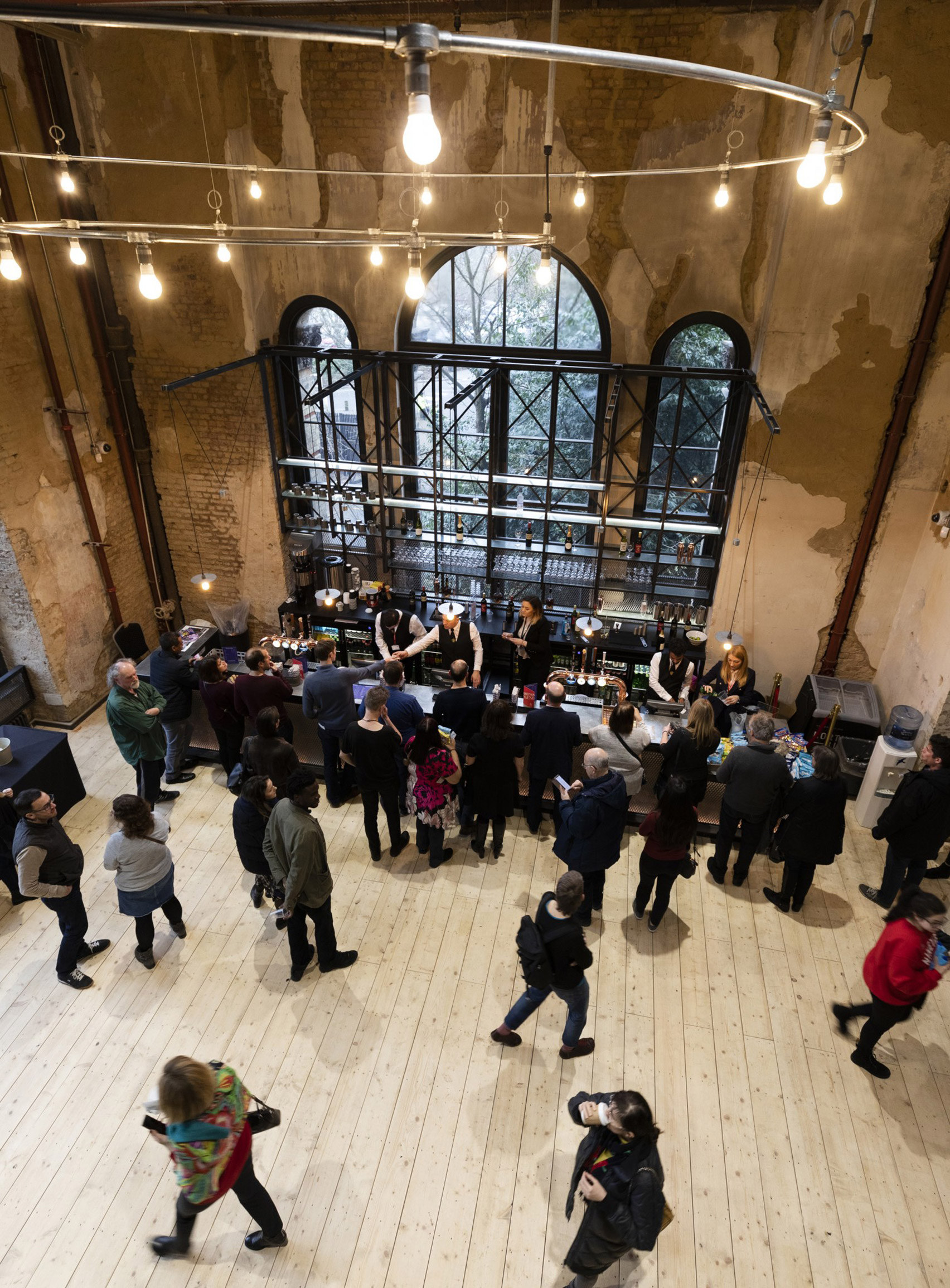 Cải tạo rạp hát Alexandra Palace mang tính lịch sử | ELLE Decoration VN