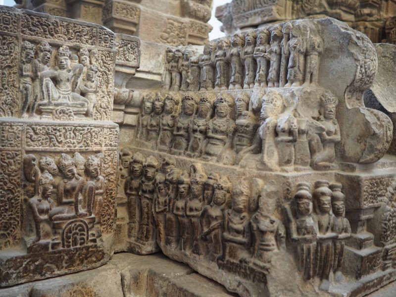 Tuyệt tác từ sa thạch Chămpa | ELLE Decoration VN