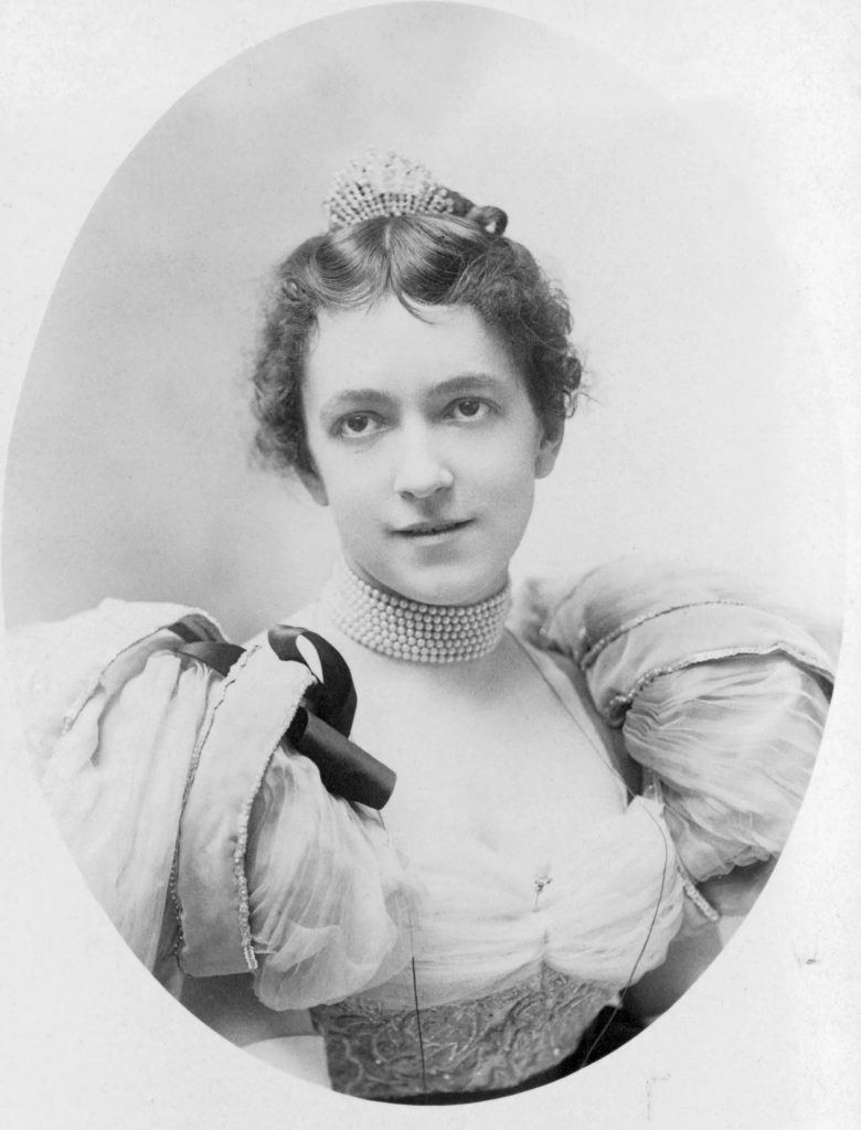 Elsie de Wolfe: Mẹ đẻ của nghề thiết kế nội thất | ELLE Decoration VN