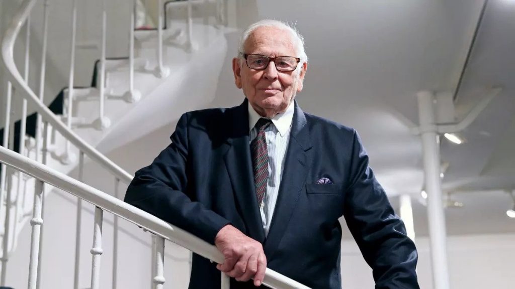 Vũ trụ trong di sản của Pierre Cardin | ELLE Decoration VN