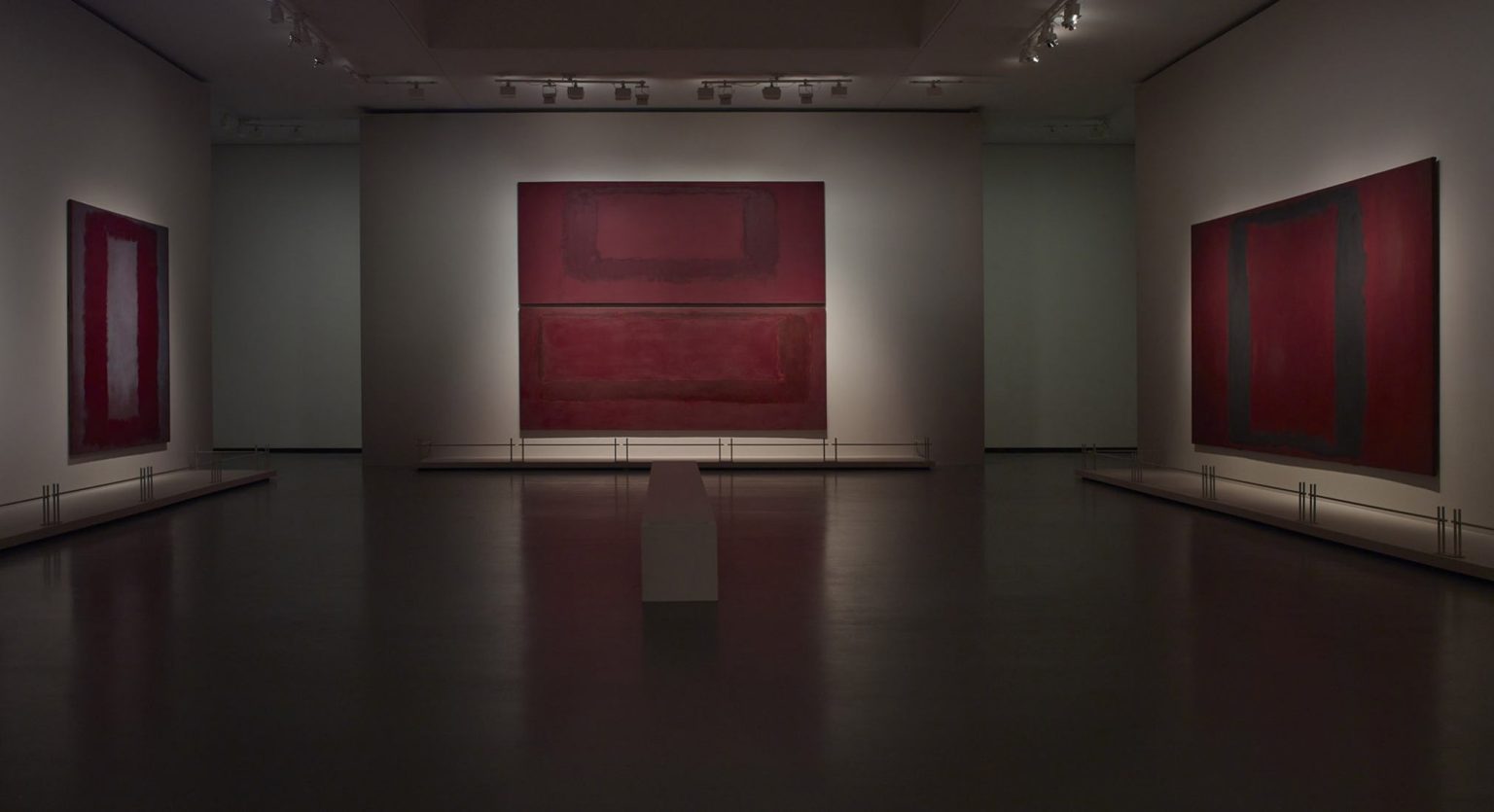Triển lãm tranh trừu tượng của Mark Rothko | ELLE Decoration VN