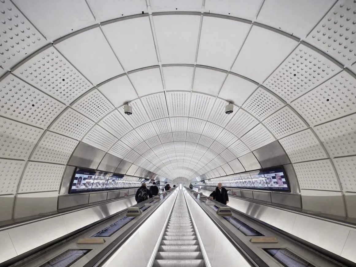 The Elizabeth Line: Công trình thắng giải thưởng RIBA Stirling 2024