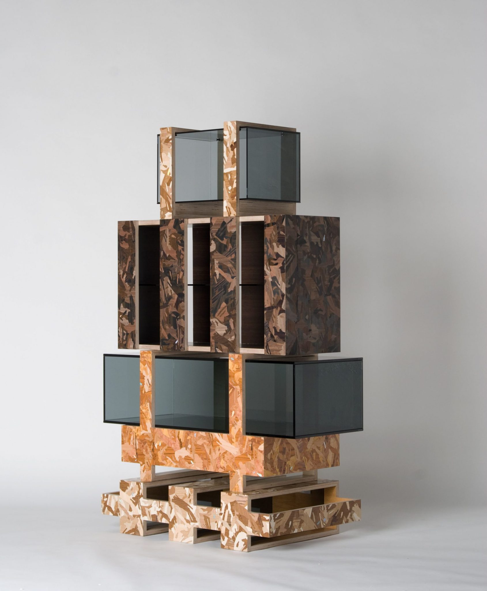 Triển lãm đầy màu sắc của Bethan Laura Wood | ELLE Decoration VN