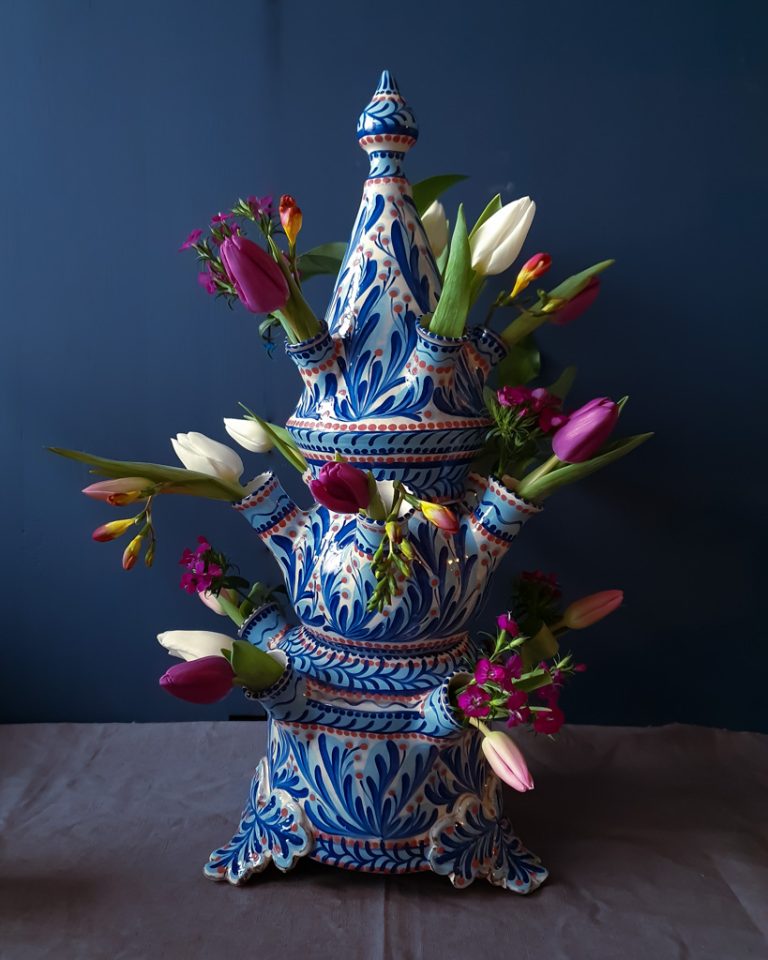 Hoa tulip: Hành trình của biểu tượng văn hóa | ELLE Decoration VN